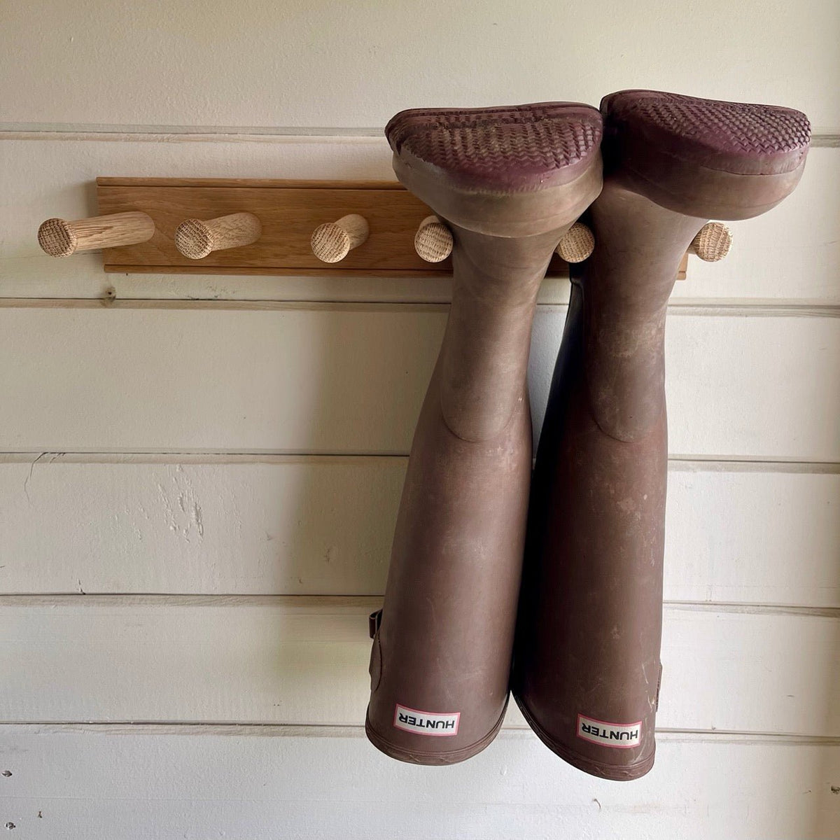 English Wellington Boot Rack - White Oak 2 Pair – Countryside